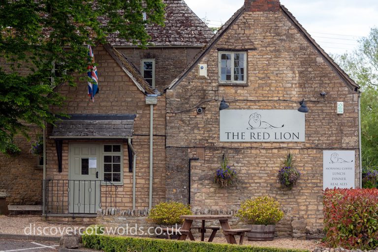 A guide to Long Compton | Discover Cotswolds