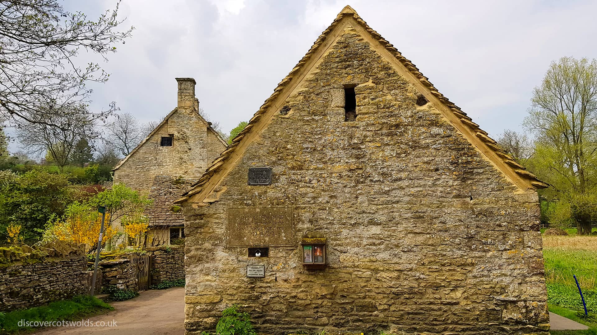 A guide to beautiful Bibury | Discover Cotswolds